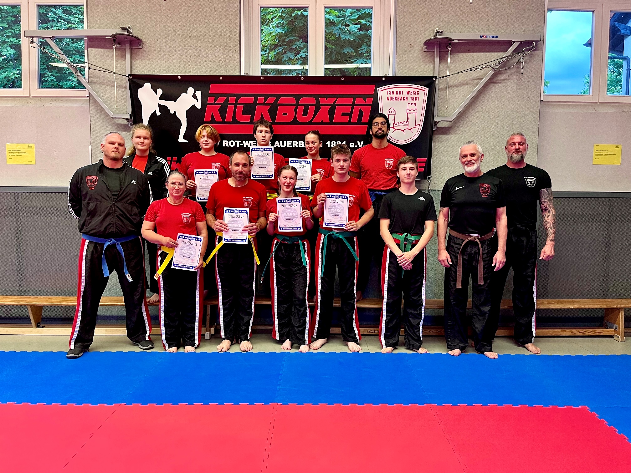 Kickboxen feiert 10-jähriges Bestehen: Eine Erfolgsgeschichte – TSV Rot ...